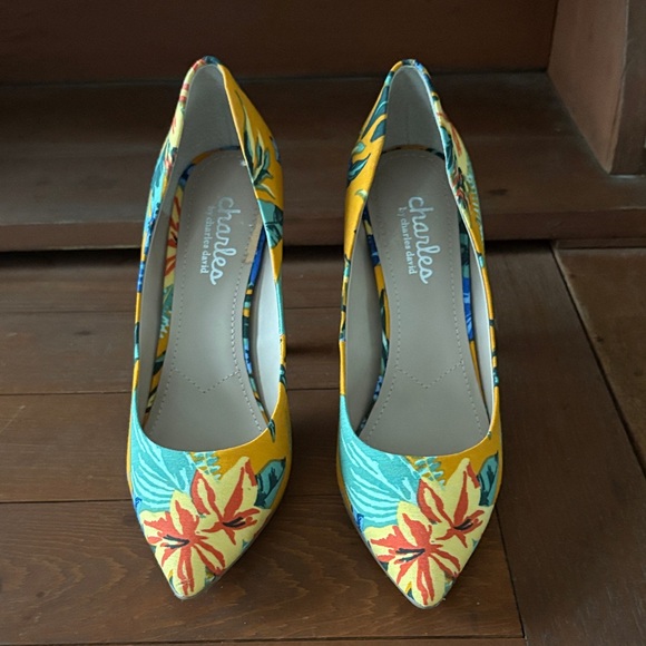 Charlies | Shoes | Charlies Vibrant Floral Heels Yellow And Blue | Poshmark